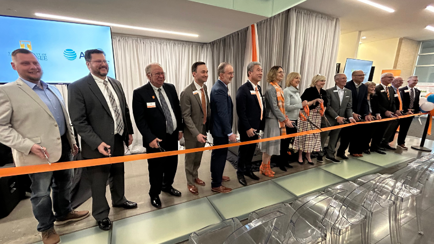 UTK, AT&T collaborate for new 5G research lab - Teknovation.biz