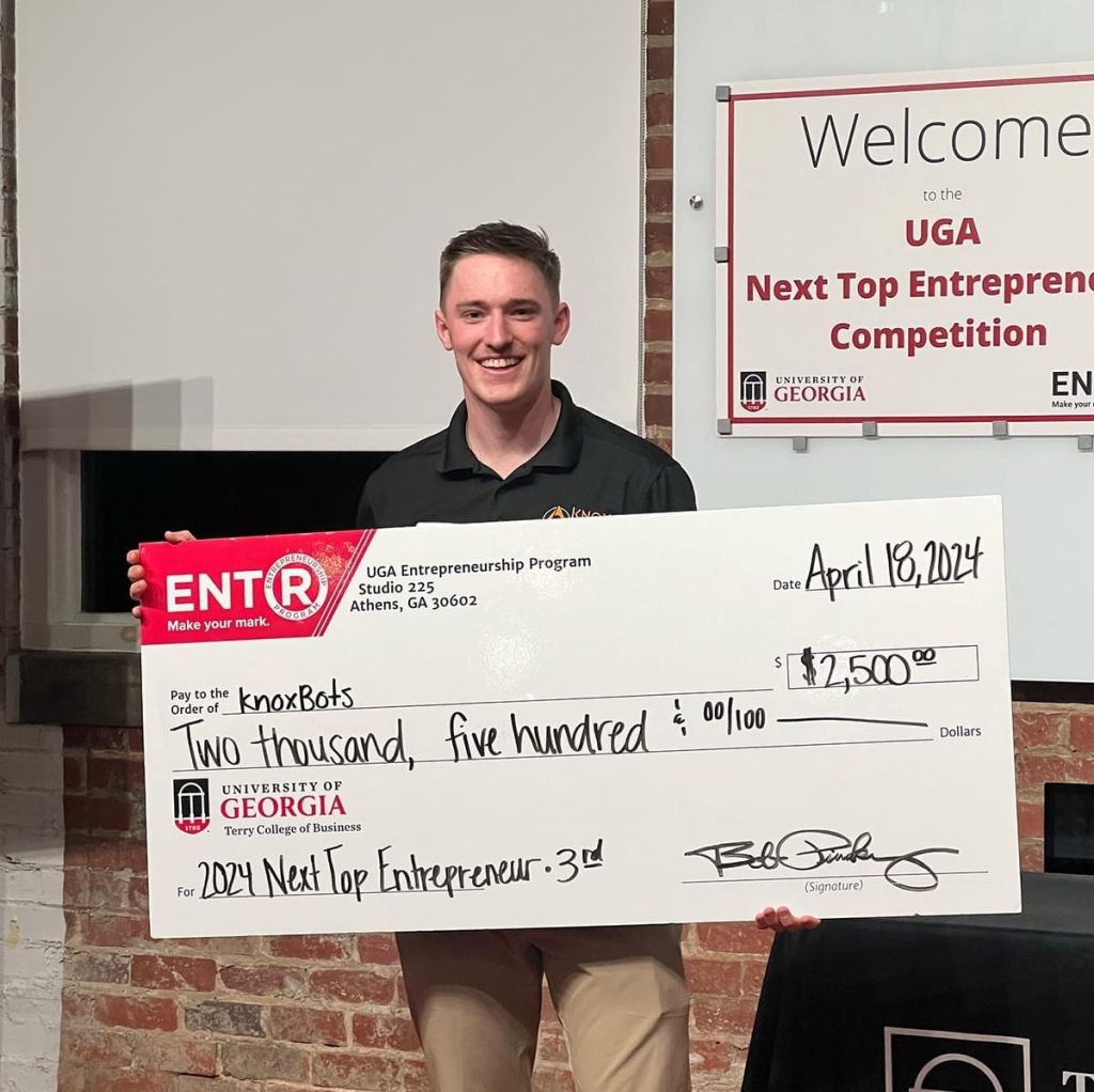 Wesley Pitts takes third place in UGA's "Next Top Entrepreneur Pitch ...